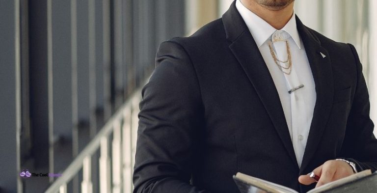 700+ Rich Last Names : Wealthy, Richest Surnames [2025]